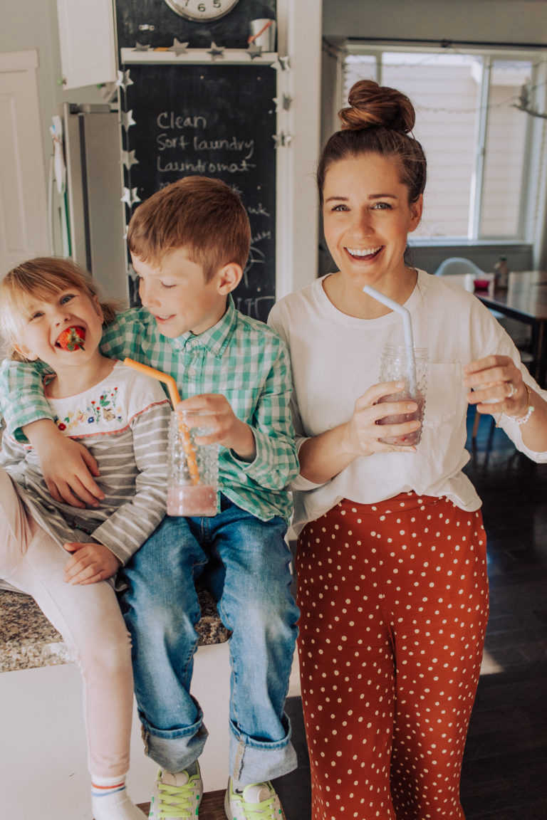 SPRING REFRESH: 4 EASY WAYS TO CUT BACK ON PLASTIC - RAE ANN KELLY