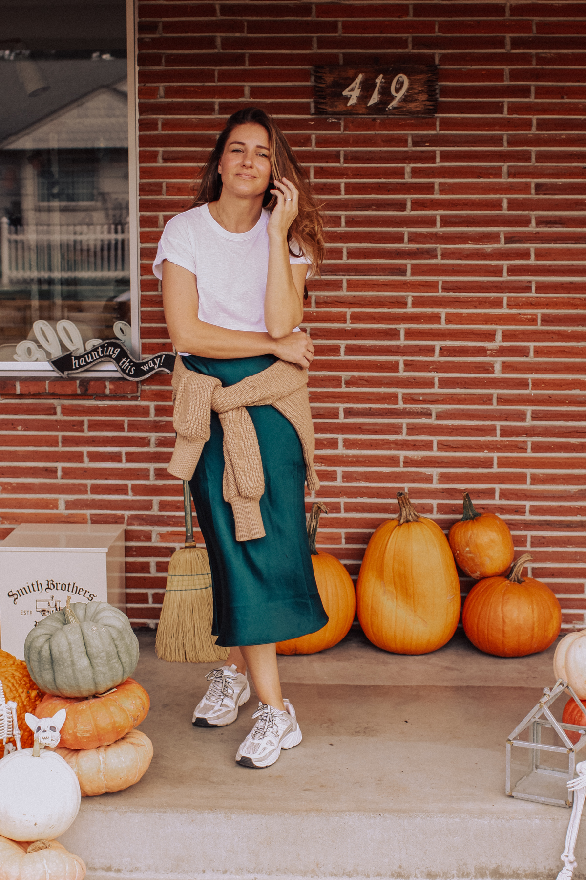 6 FUN FALL OUTFITS - RAE ANN KELLY