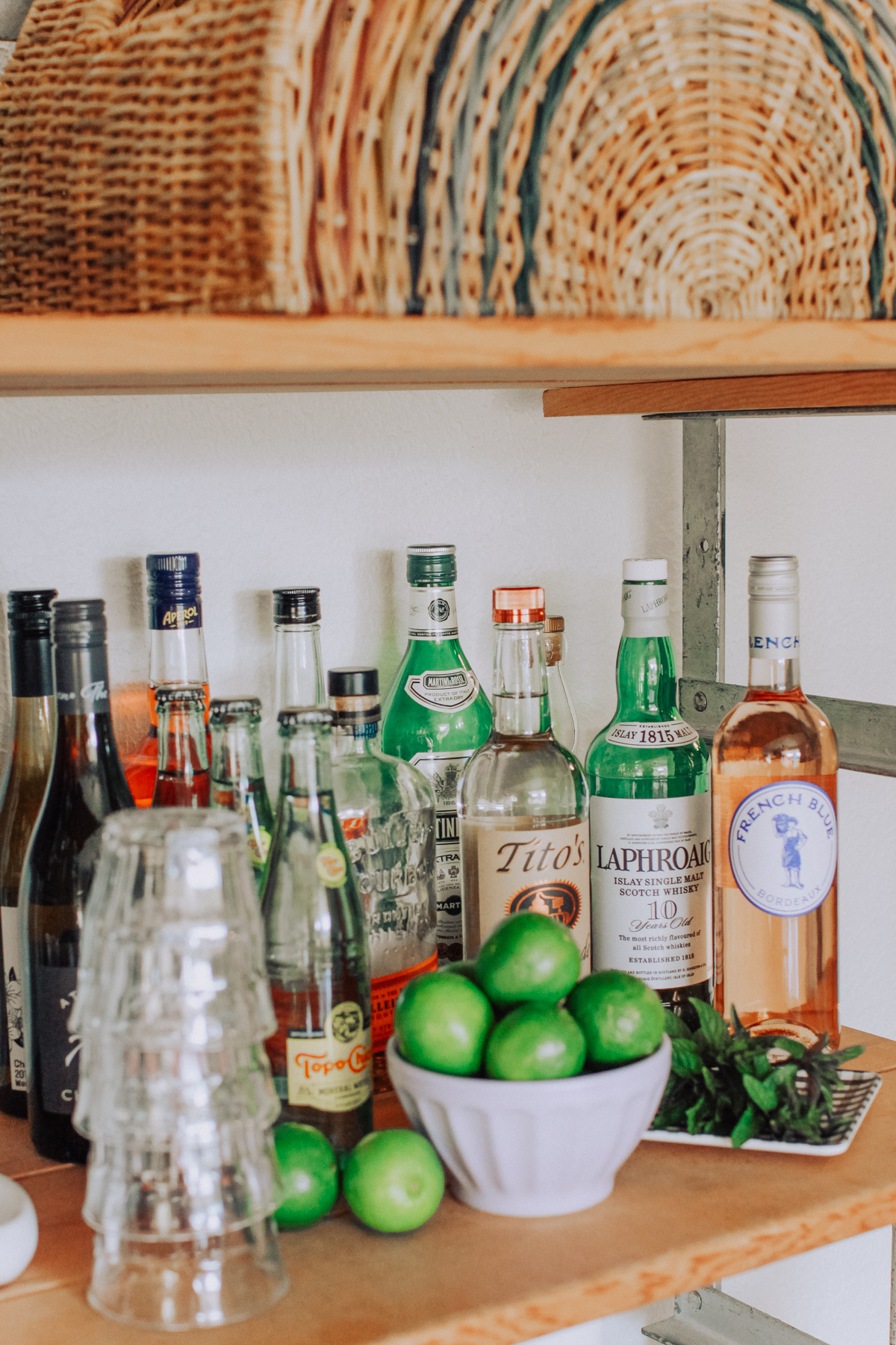 A MINI SUMMER HOME-BAR + A PLAYLIST - RAE ANN KELLY