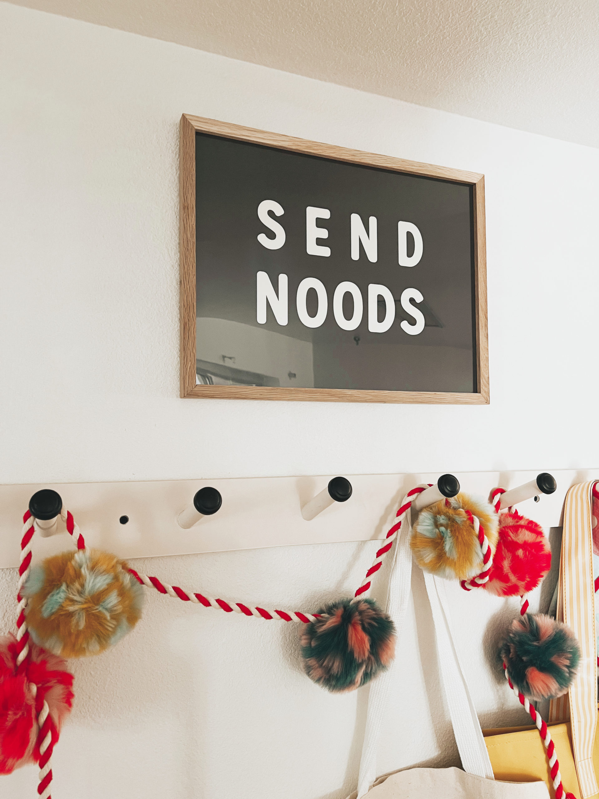 SEND NOODS PRINTABLE POSTER FOR THE KITCHEN - RAE ANN KELLY
