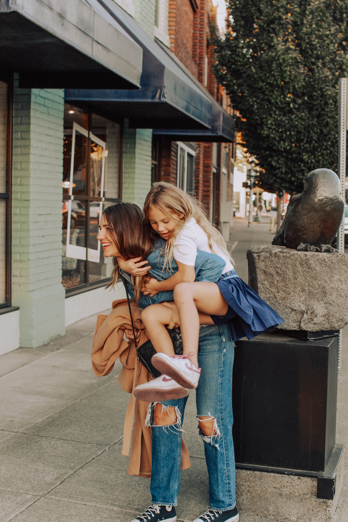DAILY LOOK: FALL OOTD, DENIM ON DENIM - RAE ANN KELLY