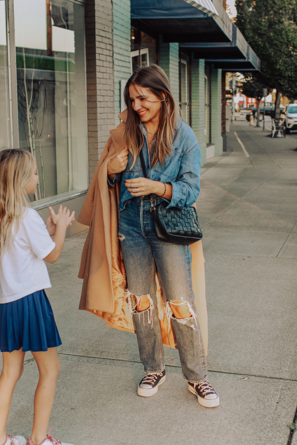 DAILY LOOK: FALL OOTD, DENIM ON DENIM - RAE ANN KELLY